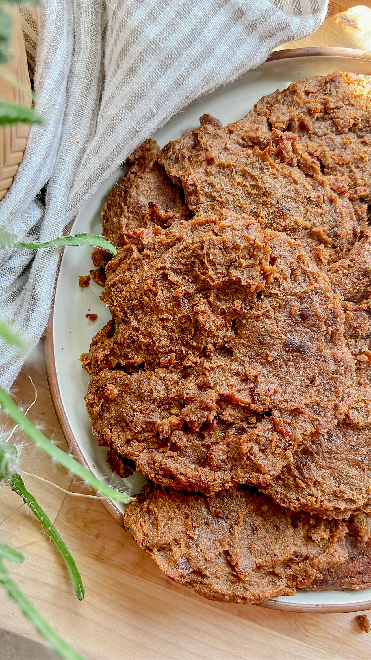 Animal-Based Pumpkin Cookies - Ash Eats